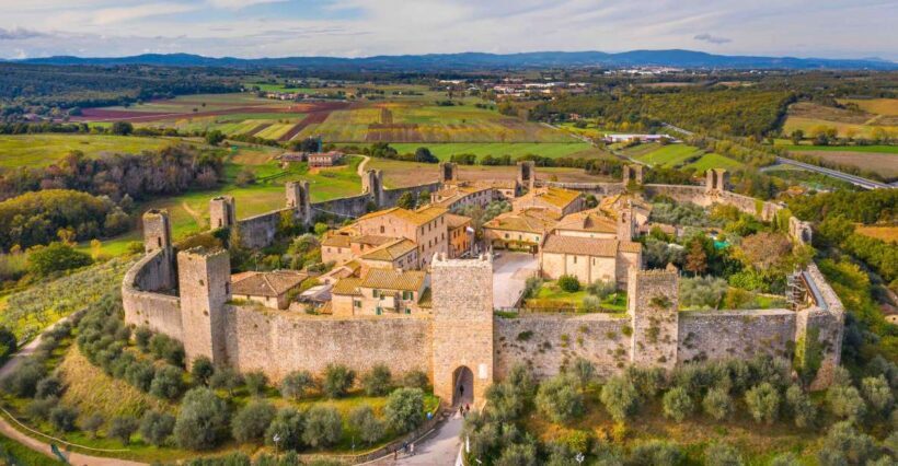 Tuscany: Self-Guided Video Tour with World's Top Experts - Key Points