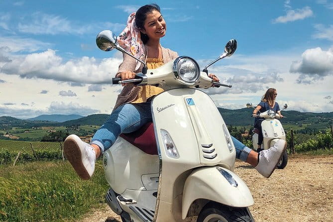 Tuscany Vespa Tours Through the Hills of Chianti - What Travelers Say About the Guides and Safety