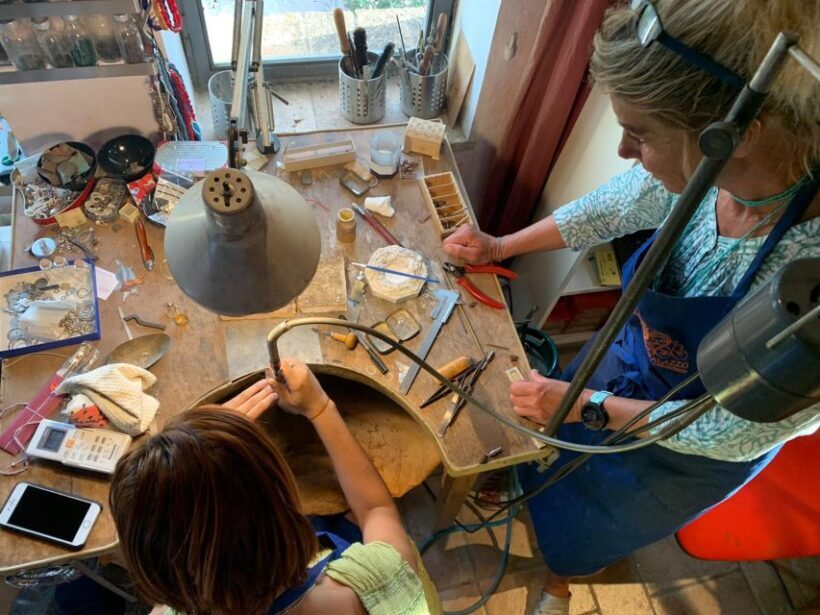 Tuscany:Highlight: Create your own jewelry in an artclass: - What Youll Do During the Workshop