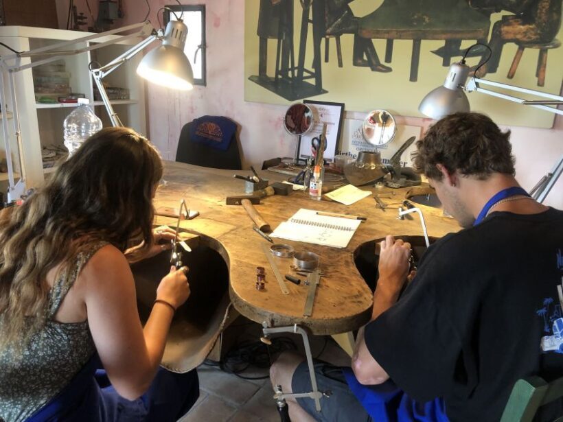 Tuscany:Highlight: Create your own jewelry in an artclass: - FAQ