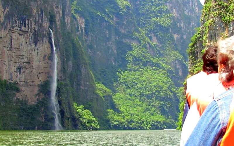 Tuxtla: Sumidero Canyon, San Juan Chamula & Zinacantán Tour - Discovering the Natural Wonder of Sumidero Canyon