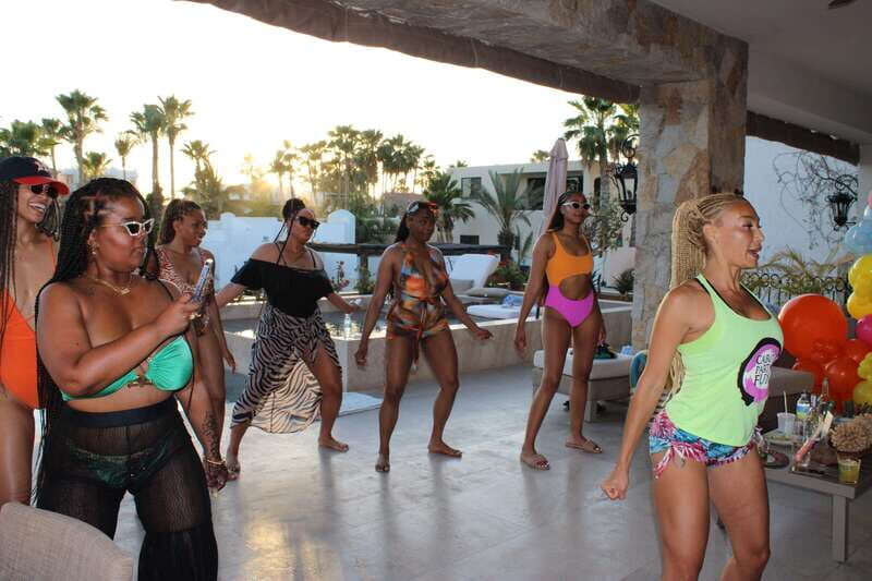 Twerk it out: Class for BACHELORETTE PARTIES in Cabo - The Cost and Value
