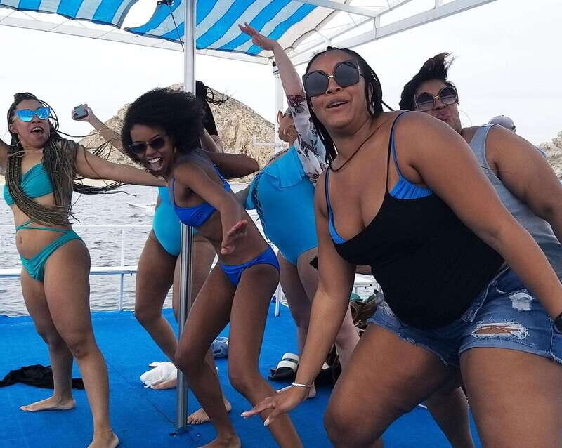 Twerk it out: Class for BACHELORETTE PARTIES in Cabo - The Sum Up
