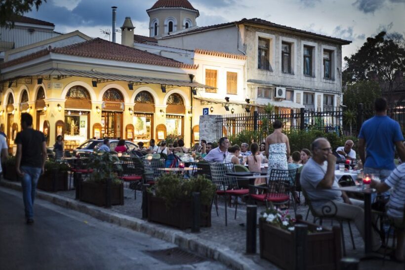 Twilight Athens Tour inc. rooftops, tastings & 3 drinks - An Evening to Remember in Athens