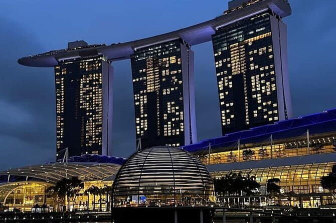 Twilight Magic Singapore River Cruise and 2 Light Show - FAQs