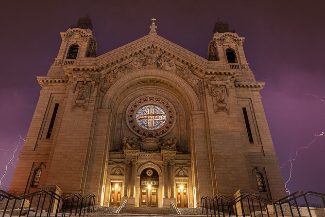 Twin City Ghosts Tour By US Ghost Adventures - Key Points