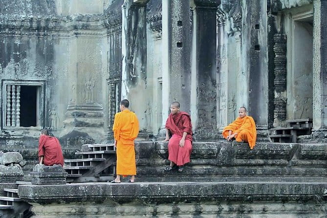 Two Days Angkor Complex, Beng Mealea plus Kampong Phluk Village - Who Is This Tour Best For?