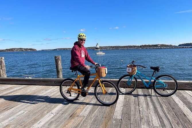 Two Hour Lighthouse Bicycle Tour from South Portland-Mellow - Itinerary Breakdown: What to Expect at Each Stop