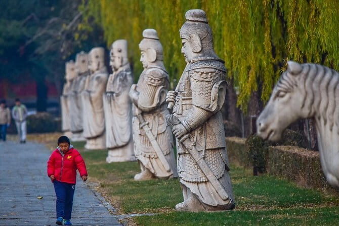 Two UNESCO Sites in Beijing: Great Wall & Ming Tombs +Sacred Road - Exploring the Mutianyu Great Wall