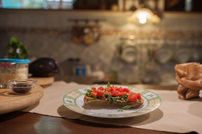 Typical Dining & Cooking Demo at Locals Home in Rome - Booking Process and Payment Options