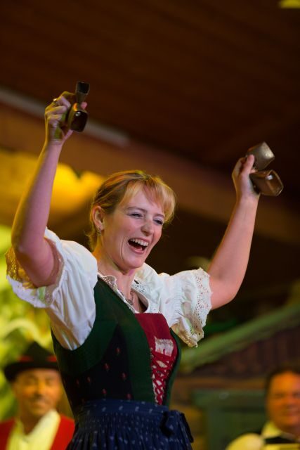 Tyrolean Evenings Family Gundolf in Innsbruck - Who Will Love This Experience?