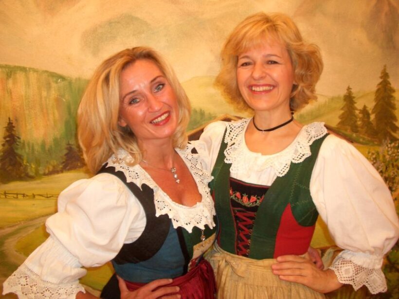 Tyrolean Evenings Family Gundolf in Innsbruck - The Sum Up
