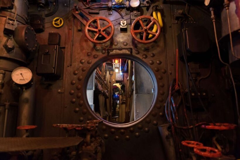 U-Boot Museum & War History Private Tour in Hamburg - FAQ