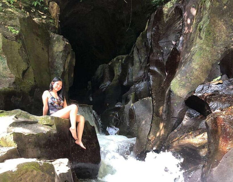 UBUD : 1 day trip tegalalang,temple,goarangrang waterfalls - Key Points