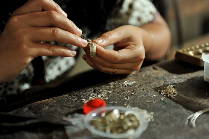 Ubud Arts & Crafts Tour - Key Points