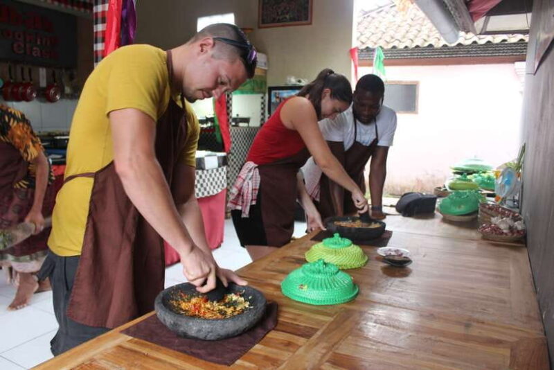 Ubud: Balinese Cooking Class and Market Tour - Itinerary Breakdown: What You Can Expect