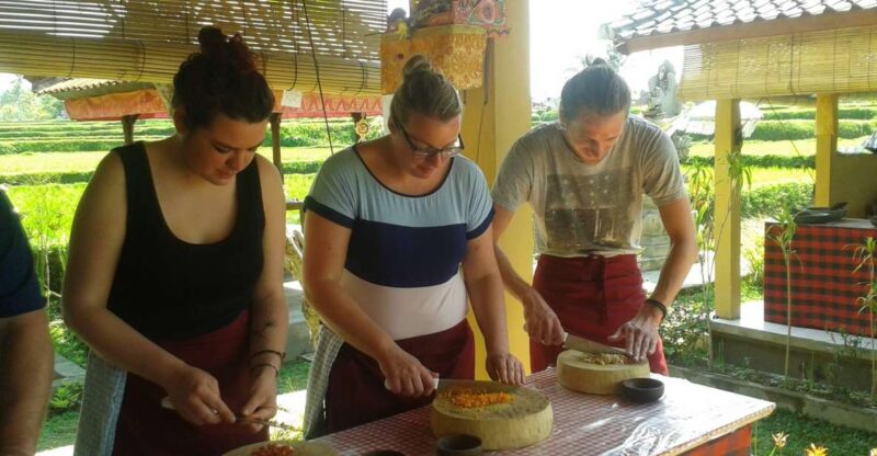 Ubud Cooking : All Inclusive Cooking Class - A Deep Dive into the Experience