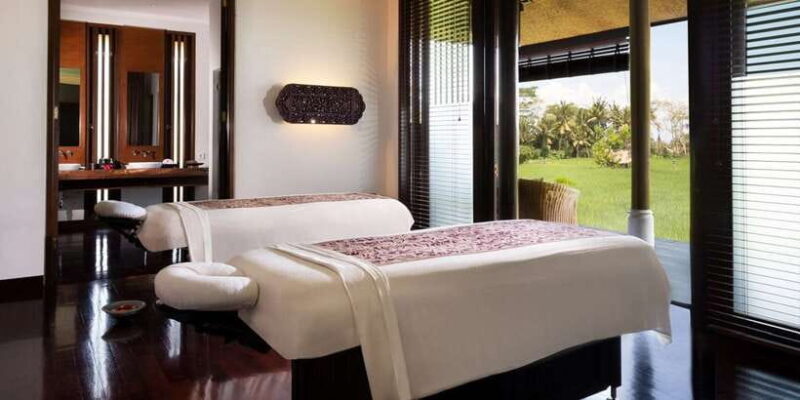 Ubud: Couple Spa Treatment with Bath Ritual & Sparkling Wine - The Setting: Private and Picturesque