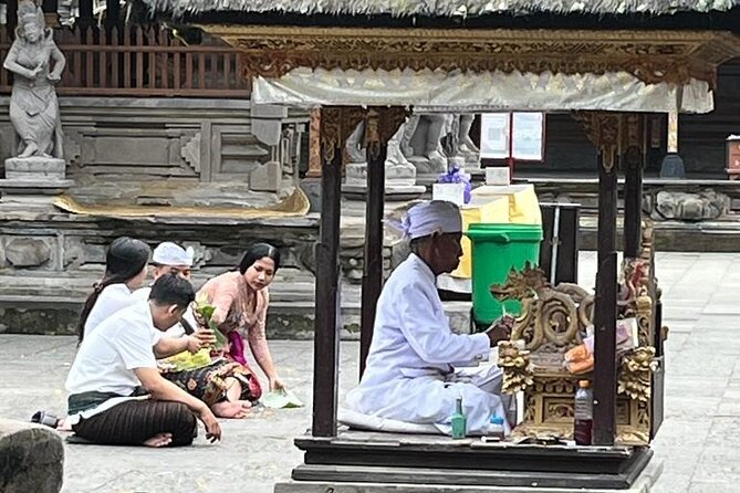 Ubud Cultural and Historical Guided Tour with Transfer - Authenticity and Guide Expertise