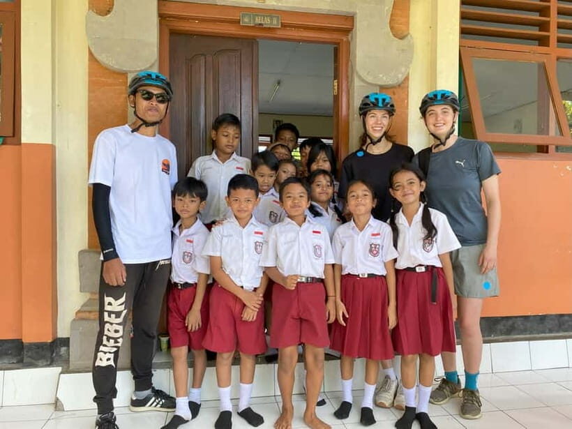 Ubud: Downhill Bike Tour with Rice Fields, Volcano and Meal - Safety, Comfort, and Personalization