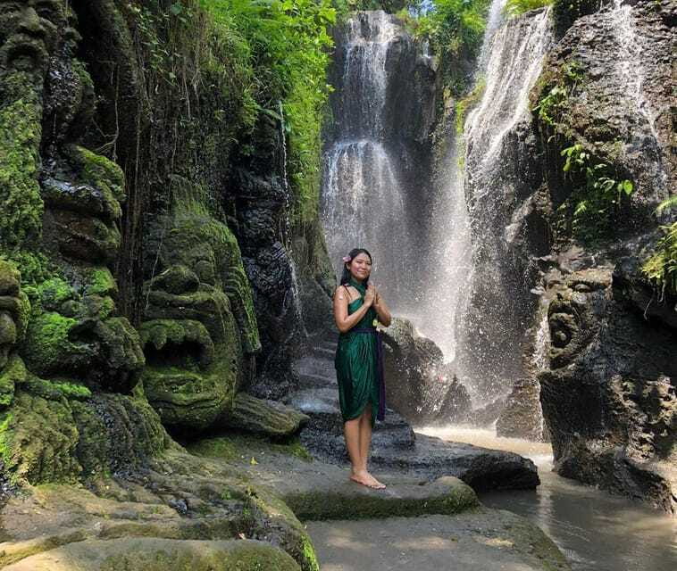 ubud griya beji waterfalls : purification ceremony - Practical Details and Tips