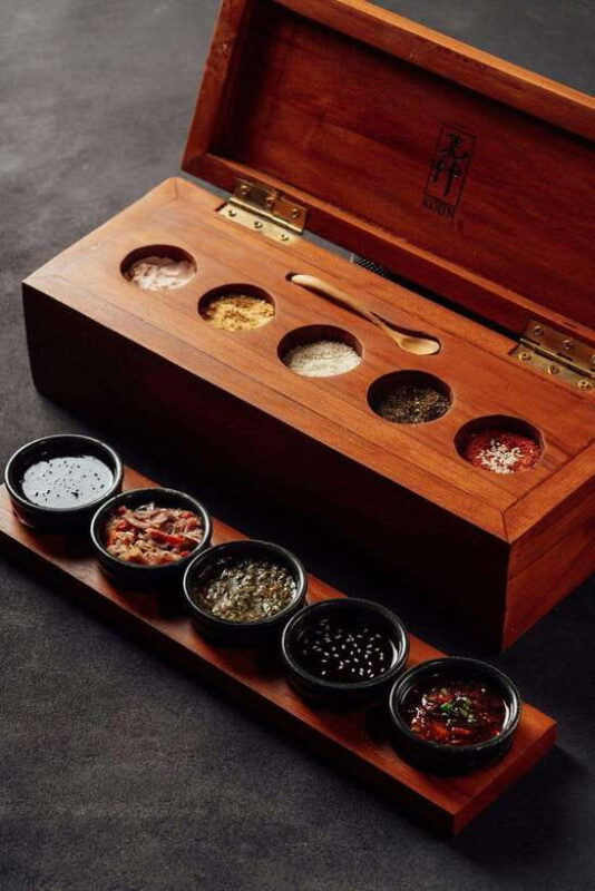 Ubud: Kojin Grill Japanese Restaurant Dining Experience - The Setting: Elegance in Ubuds Natural Beauty