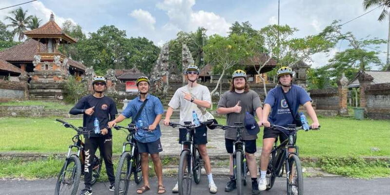 Ubud : PRIVATE Bike Tour inside Rice Field with meal & pool - FAQs