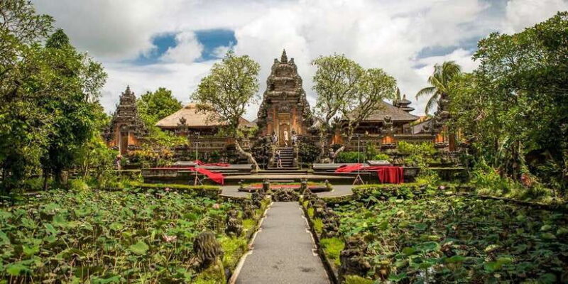 Ubud: Private Evening Tour with Legong Dance Performance - The Practical Side: What’s Included and What’s Not