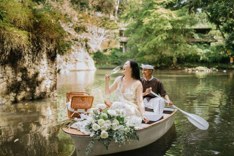 Ubud: Romantic Picnic on a Wooden Boat with Sparkling Wine - A Calm and Romantic Escape on Balis Dua Dari Lake