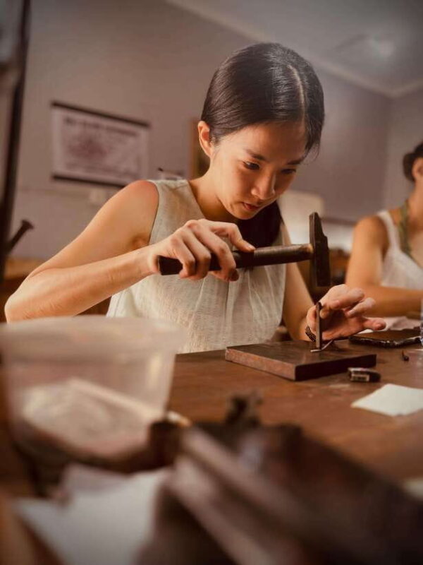 Ubud: Silver Making jewellry Class close to mokey forest - Key Points