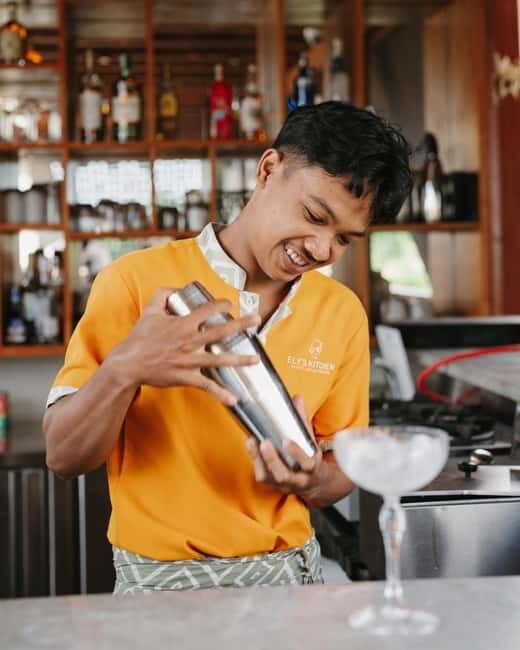 Ubud: Sky Lounge by Ely's Kitchen & Rooftop Bar E-Voucher - The Sum Up: Who Will Love This Experience?