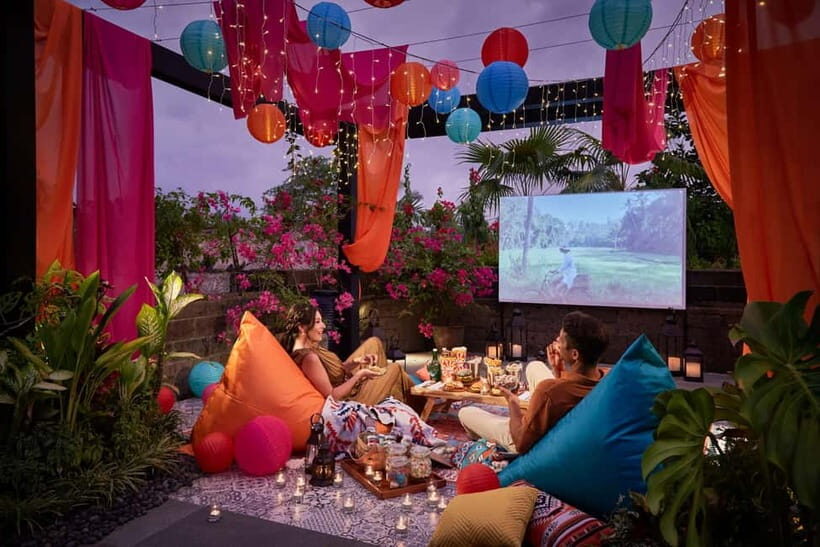Ubud: Starlit Cinema Cozy Bohemian Movie Nights - Key Points