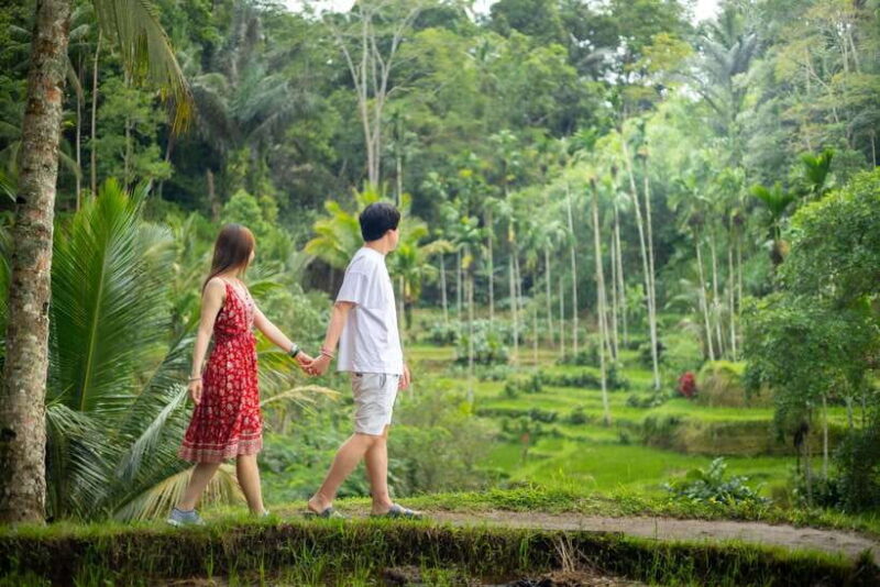 Ubud Tour With Photographer: Waterfalls, Swing & Rice Fields - Authenticity and Cultural Connection