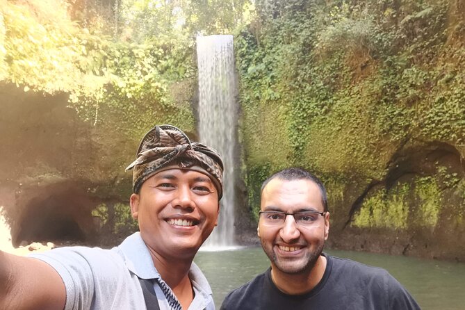 Ubud Village, Tegalalang Rice Terrace Swing, Tirta Empul Temple and Waterfafall - The Sum Up