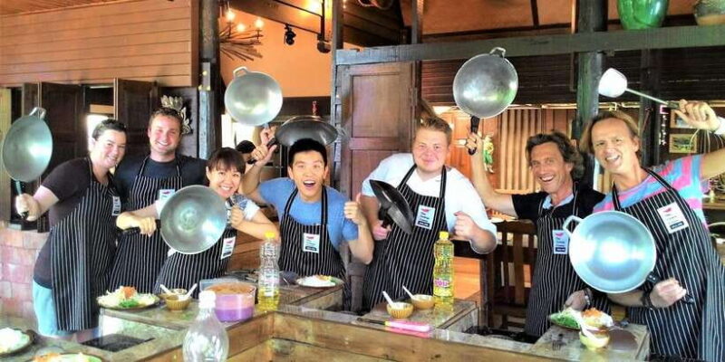 Ubud: Virgin Coconut Oil Making Class and Market Tour - Ubud: Virgin Coconut Oil Making Class and Market Tour