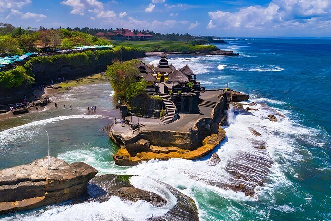 Ubud Waterfall and Tanah Lot Sunset Tour - Sacred Monkey Forest Sanctuary: A Playful Encounter