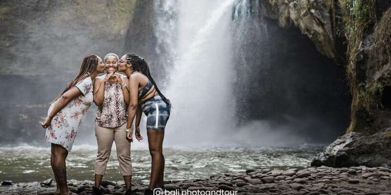 Ubud : Waterfall, Water Temple, Rice Terrace, Ubud Market - Cultural and Market Highlights