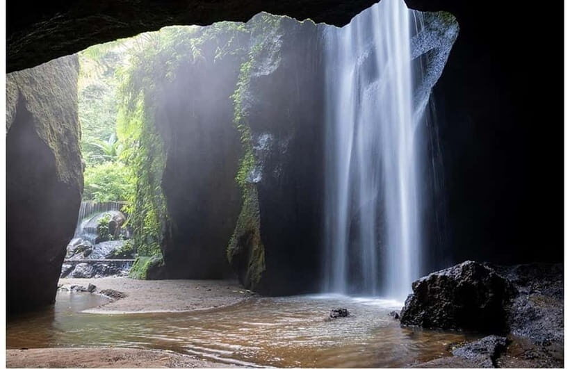 Ubud Waterfalls and Rice Terrace private Tour - Discover Bali’s Natural Charm on a Guided Tour