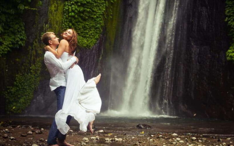 Ubud: Waterfalls, Holy Water Temple & Rice Terraces Day Tour - An In-Depth Look at the Tour Experience