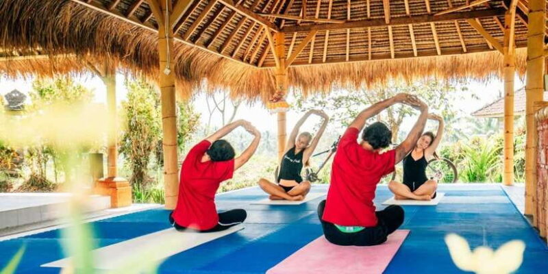 Ubud: Wellness Retreat with Massage, Yoga Class, and Lunch - The Organic Brunch at Suite Sankara