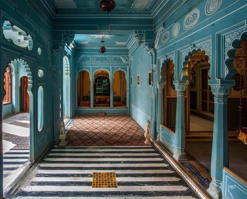 Udaipur: City of Lakes Full-Day Guided Tour - Key Points