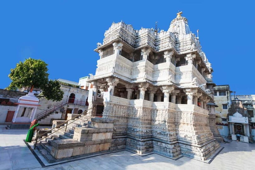 Udaipur: City Palace, Jagdish Temple, and Lake Pichola Tour - An In-Depth Look at the Udaipur Tour Experience