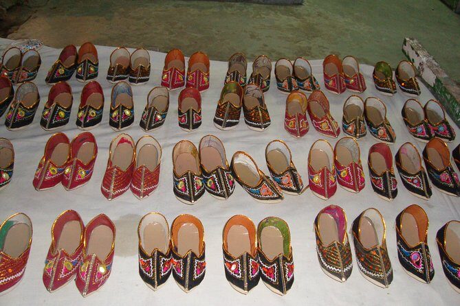 Udaipur - Guided walking tour with Famous Tonga Ride - Key Points