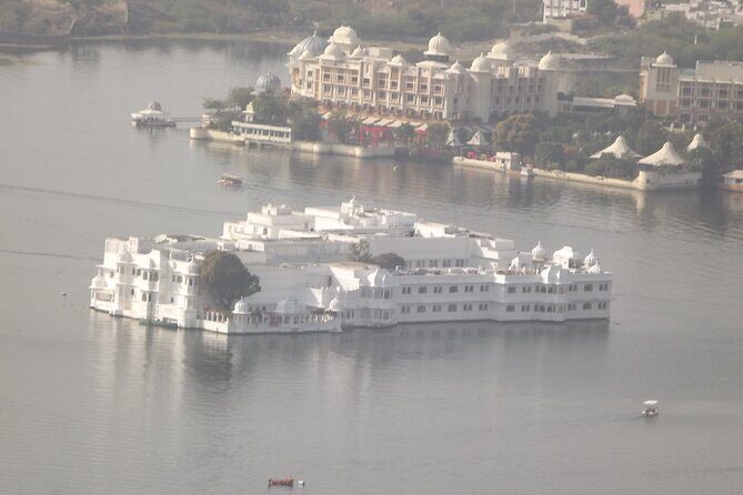Udaipur One Day Private Tour with Guide - The Itinerary: What to Expect at Each Stop