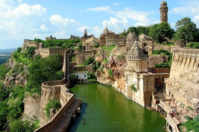 Udaipur - Privately Guided Half day Tour to city of lakes - Who Should Book This Tour?
