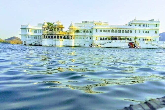 Udaipur - Privately Guided Half day Tour to city of lakes - FAQs