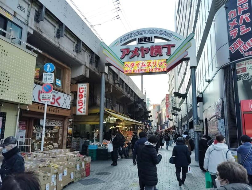 Ueno Retro Night: Guided Tour of Ameyoko Bars - Exploring Ueno’s Night Scene: What to Expect