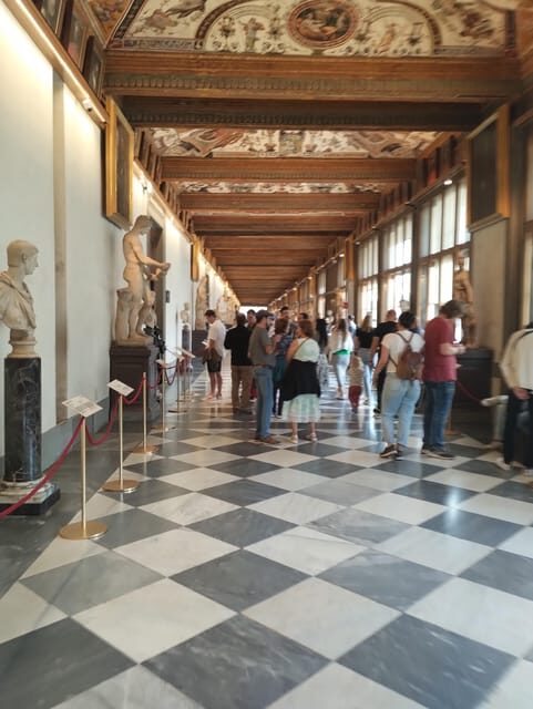 Uffizi gallery: private guided tour priority ticket - FAQ