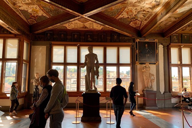 Uffizi Gallery Small Group Guided Tour - Tour Operator Considerations