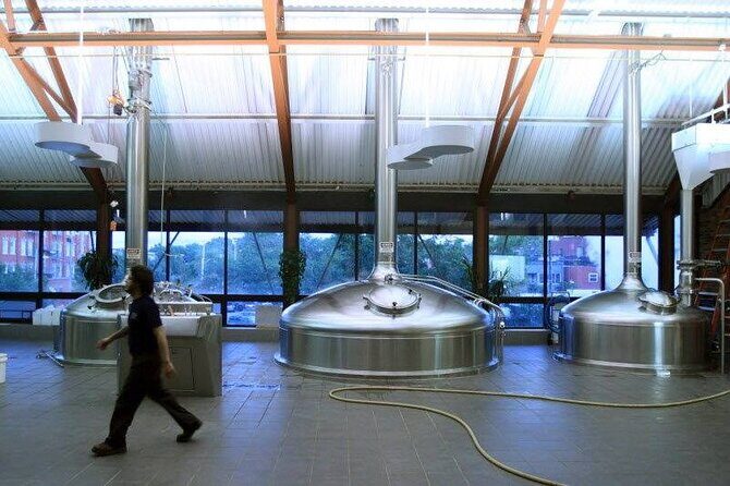 Ultimate Craft Beer Tour Through Niagara - A Taste of Niagara: An In-Depth Look at the Tour